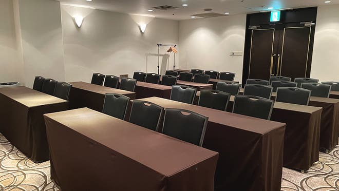 【TKPガーデンシティ京都タワーホテル】椿の写真1