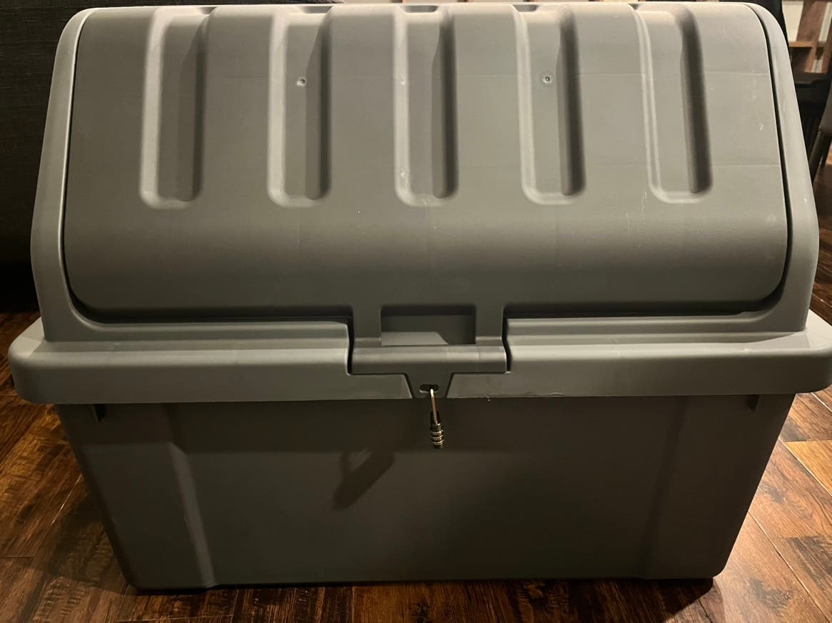 ゴミ捨ての画像1