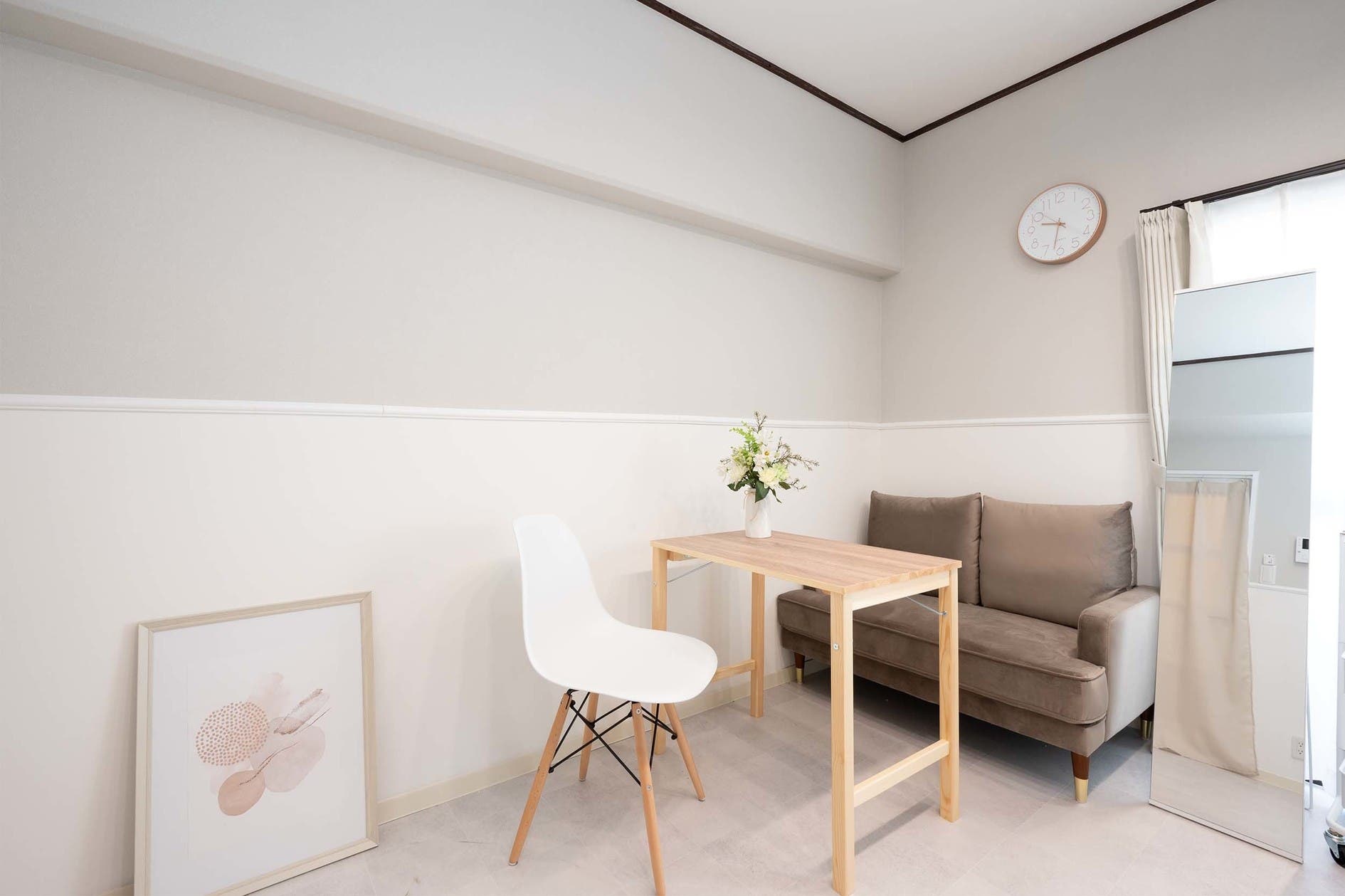 【04💐JR船橋駅北口３分すぐ/撮影スタジオ 】モール壁＆採光有・小物無料･ 配信｜ポートレート｜コスプレに最適の写真14