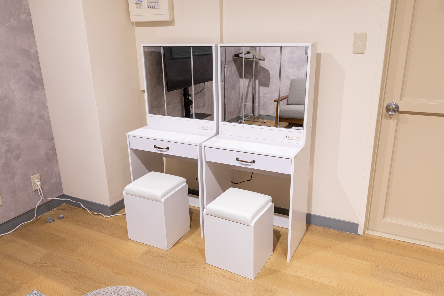 化粧台 2台の画像1