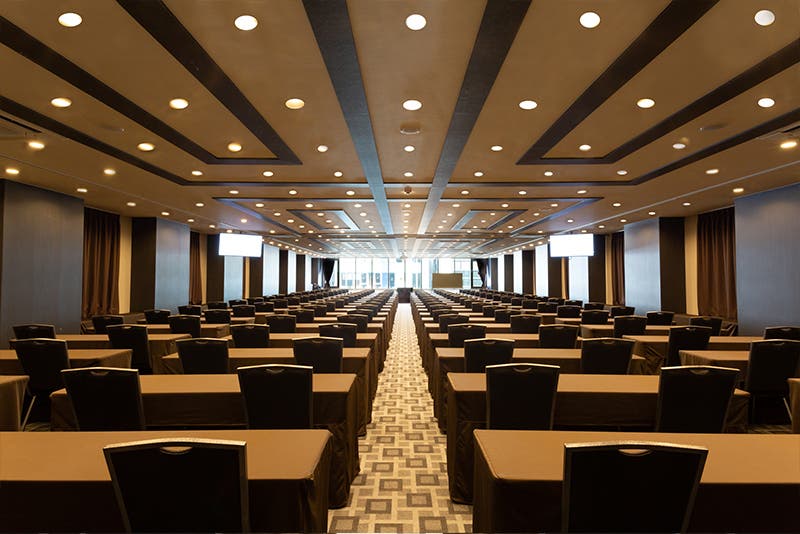 【TKPガーデンシティ博多新幹線口】プレミアムホール（PREMIUM HALL）の写真1