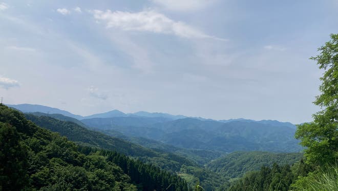 金沢市街から車で15分、深い森の中の多目的スペースの写真12