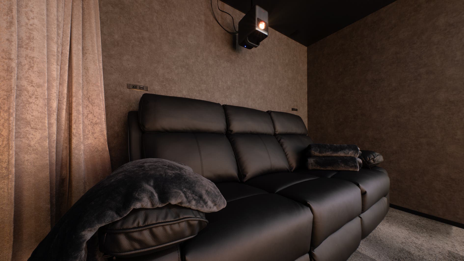 スペモシネマ🎥クリスマス🎄デート💕映画鑑賞🎬️プロジェクター📽️パーティー🎉598_SpemoCINEMA大阪梅田の写真12