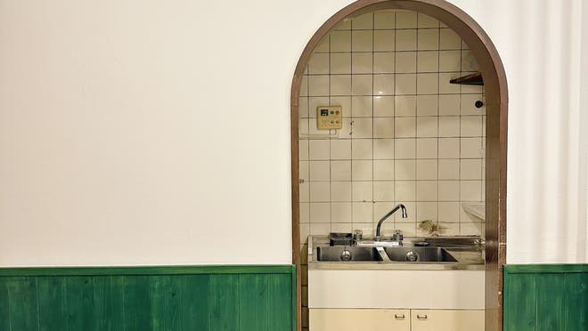 【目黒/西小山/レトロ×アンティーク美容室スタジオ】床屋モチーフ/背景スタンド/照明機材/ゴミ捨ておまかせの写真16