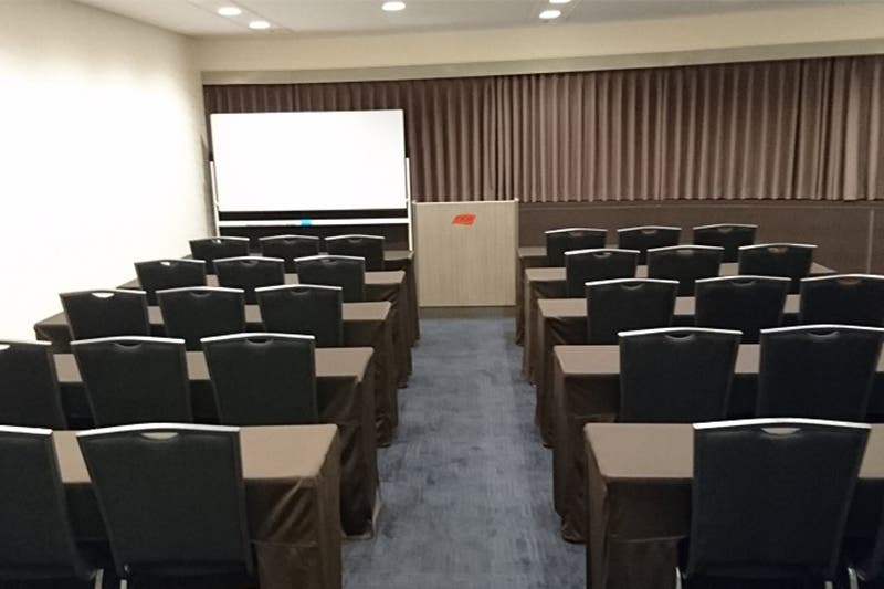 【TKPガーデンシティ大阪梅田】カンファレンスルーム10Fの写真1