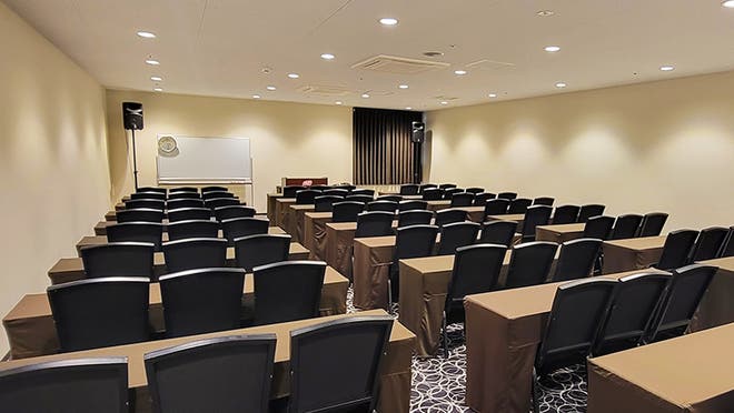 【TKPガーデンシティ広島駅前大橋】カンファレンスルーム4Bの写真1