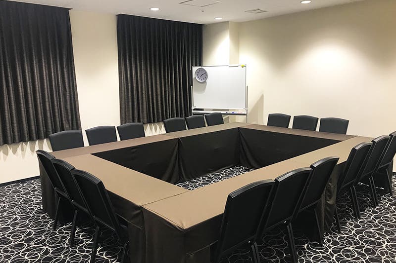 【TKPガーデンシティ広島駅前大橋】ミーティングルーム6Dの写真1