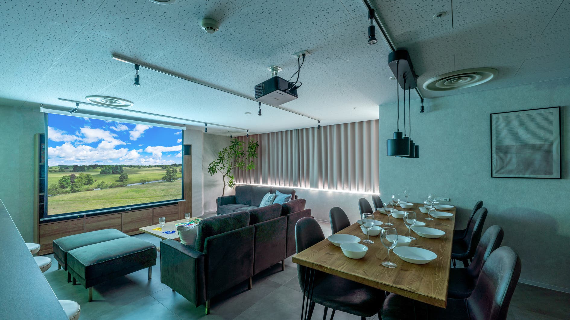 スペモ🏠クリスマス🎄駅直結😍学割🧑‍🎓映画鑑賞✨高級感✨打ち上げ💎歓送迎会🌐601_LIVING大阪梅田の写真5