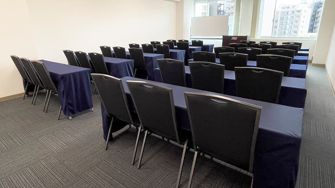 【TKP仙台西口ビジネスセンター】カンファレンスルーム5Bの写真1