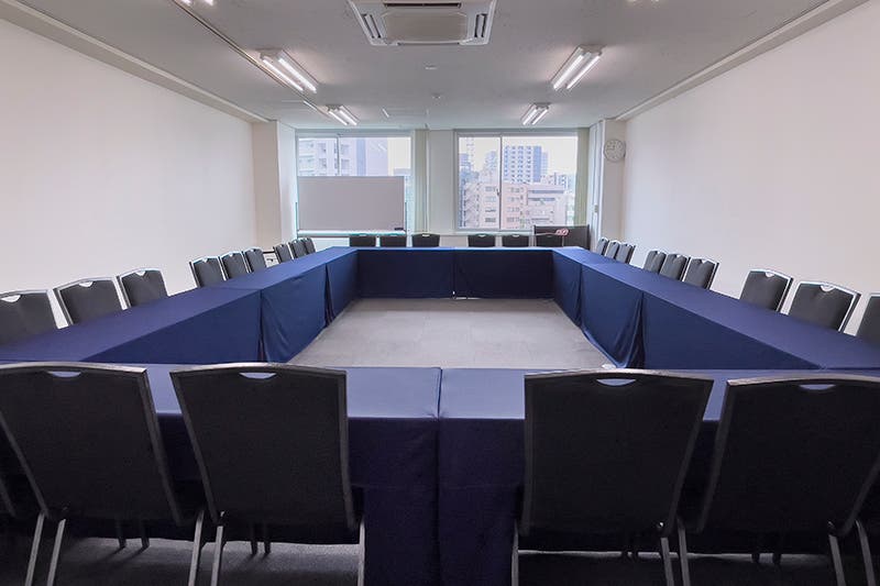 【TKP仙台西口ビジネスセンター】カンファレンスルーム6Bの写真1