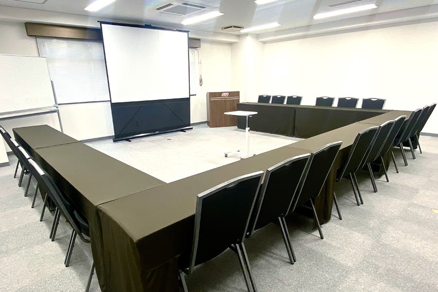 【TKP千葉駅東口ビジネスセンター】カンファレンスルーム3Cの写真1
