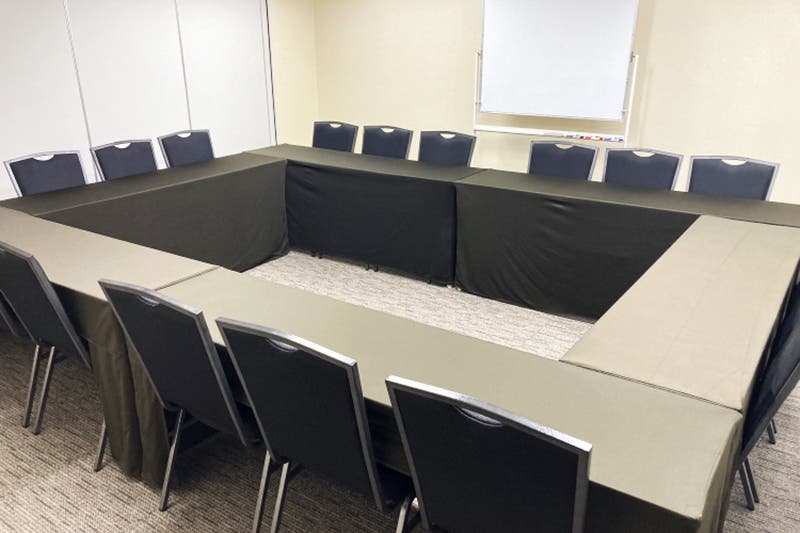 【TKP名古屋伏見ビジネスセンター】会議室3Cの写真1