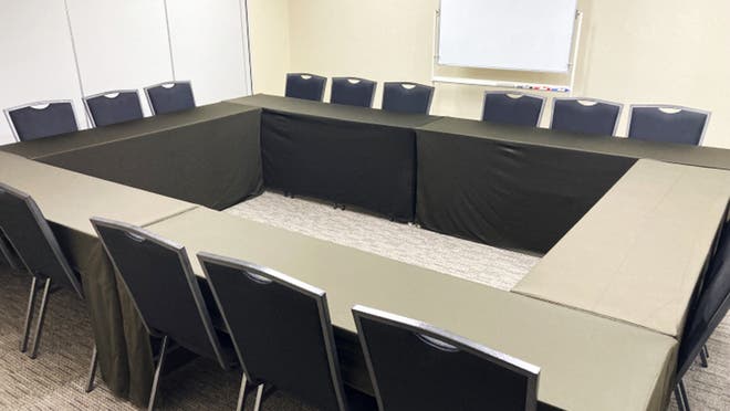 【TKP名古屋伏見ビジネスセンター】会議室3Cの写真1