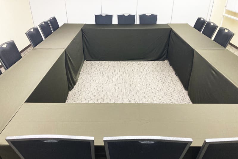 【TKP名古屋伏見ビジネスセンター】会議室4Cの写真1
