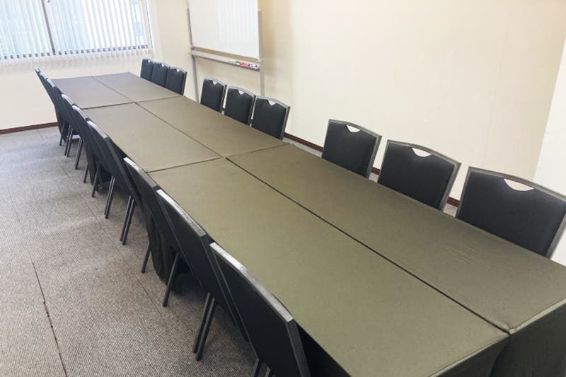 【TKP名古屋伏見ビジネスセンター】会議室5Aの写真1