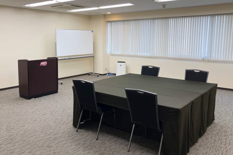 【TKP名古屋伏見ビジネスセンター】会議室6Cの写真1
