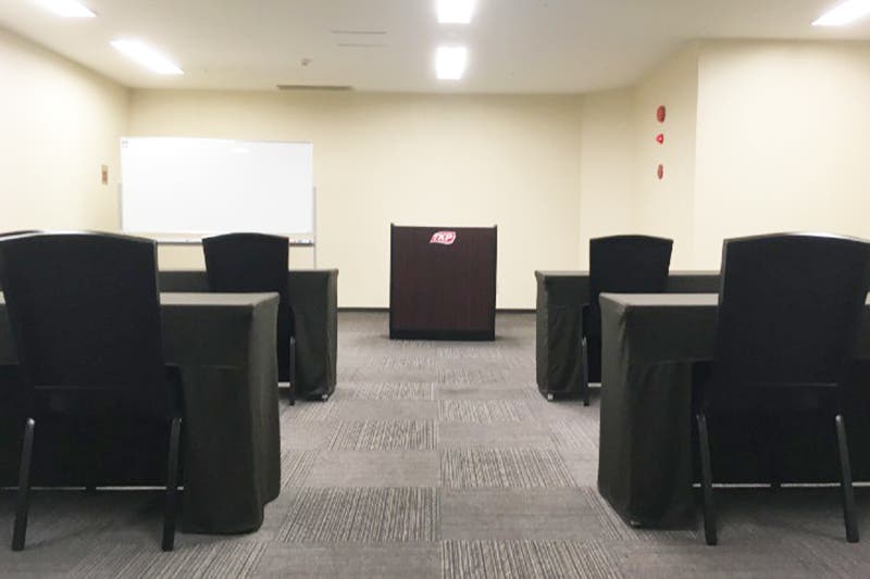 【TKP名古屋栄カンファレンスセンター】カンファレンスルーム4の写真1