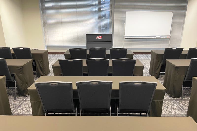 【TKP名鉄名古屋駅カンファレンスセンター】カンファレンスルーム9Qの写真1