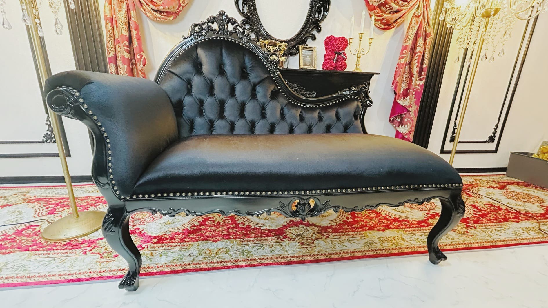 【2026年1月15日開店!！】博多／💜黒×ゴシック×姫系撮影スタジオ💜／推し活／生誕祭／コスプレ／モデル撮影／商用の写真9