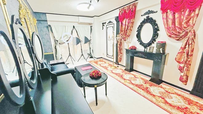 【移転のため2025年11月30日まで!!】天神・大名/💜黒×ゴシック×姫系撮影スタジオ💜/推し活/生誕祭/コスプレの写真16