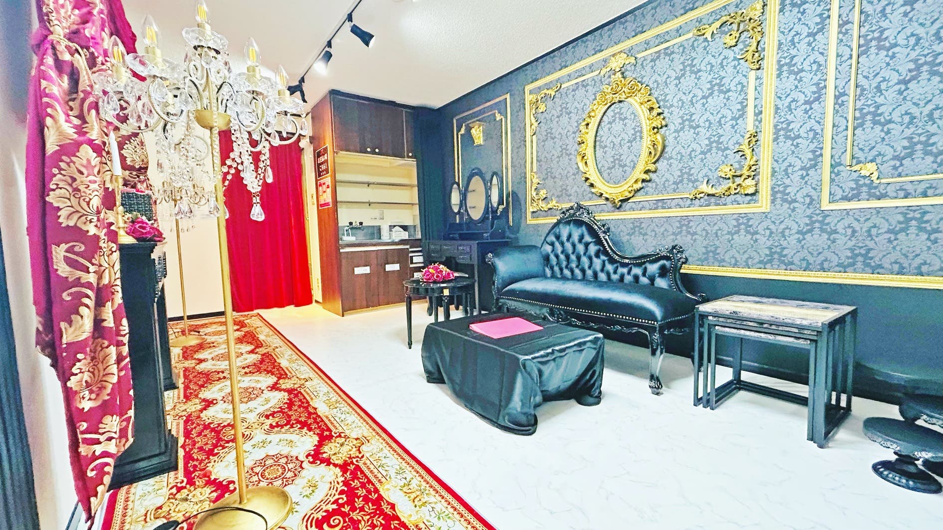 【2026年1月15日開店!！】博多／💜黒×ゴシック×姫系撮影スタジオ💜／推し活／生誕祭／コスプレ／モデル撮影／商用の写真13