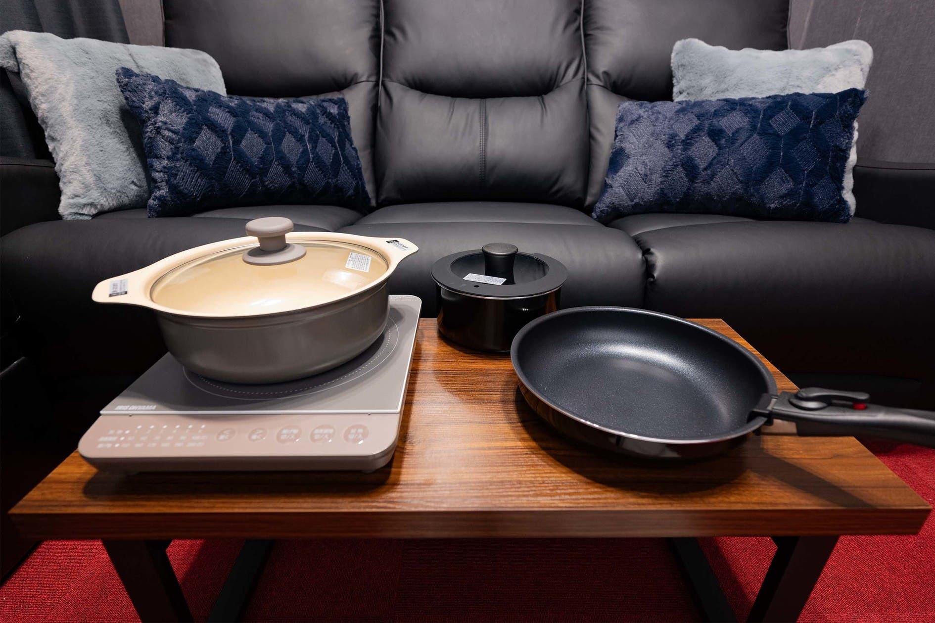 ⑤卓上IHヒーターとお鍋セットの画像1