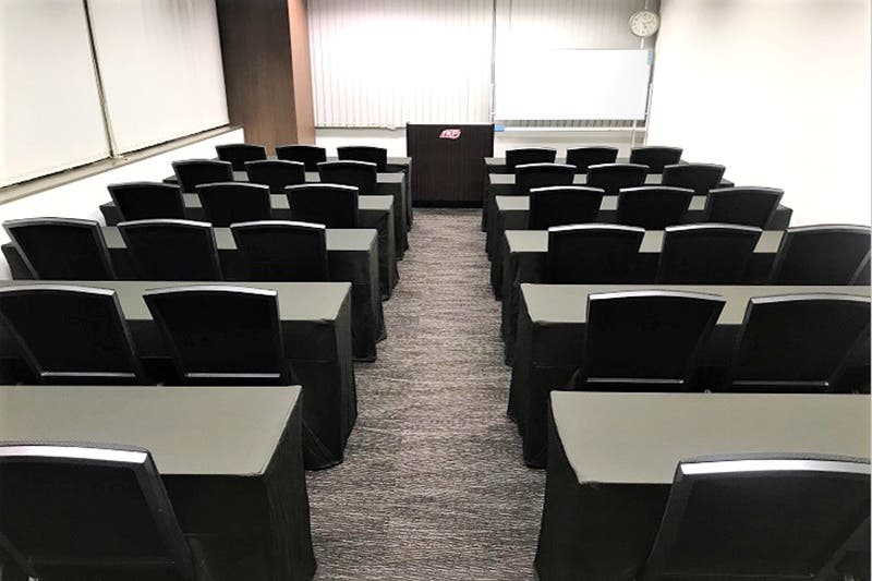 【TKP大宮ビジネスセンター】カンファレンスルーム2Bの写真1