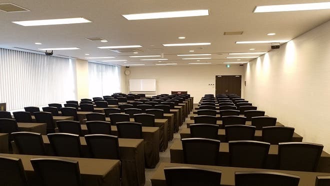 【TKP大宮駅西口カンファレンスセンター】ホール5Aの写真1