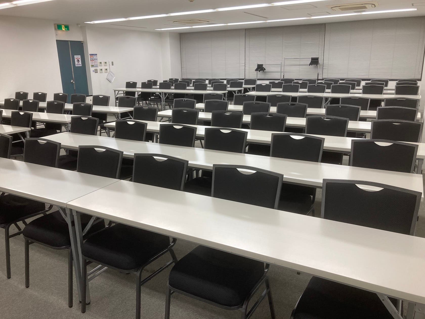 【TKP神田ビジネスセンター】カンファレンスルーム501の写真1