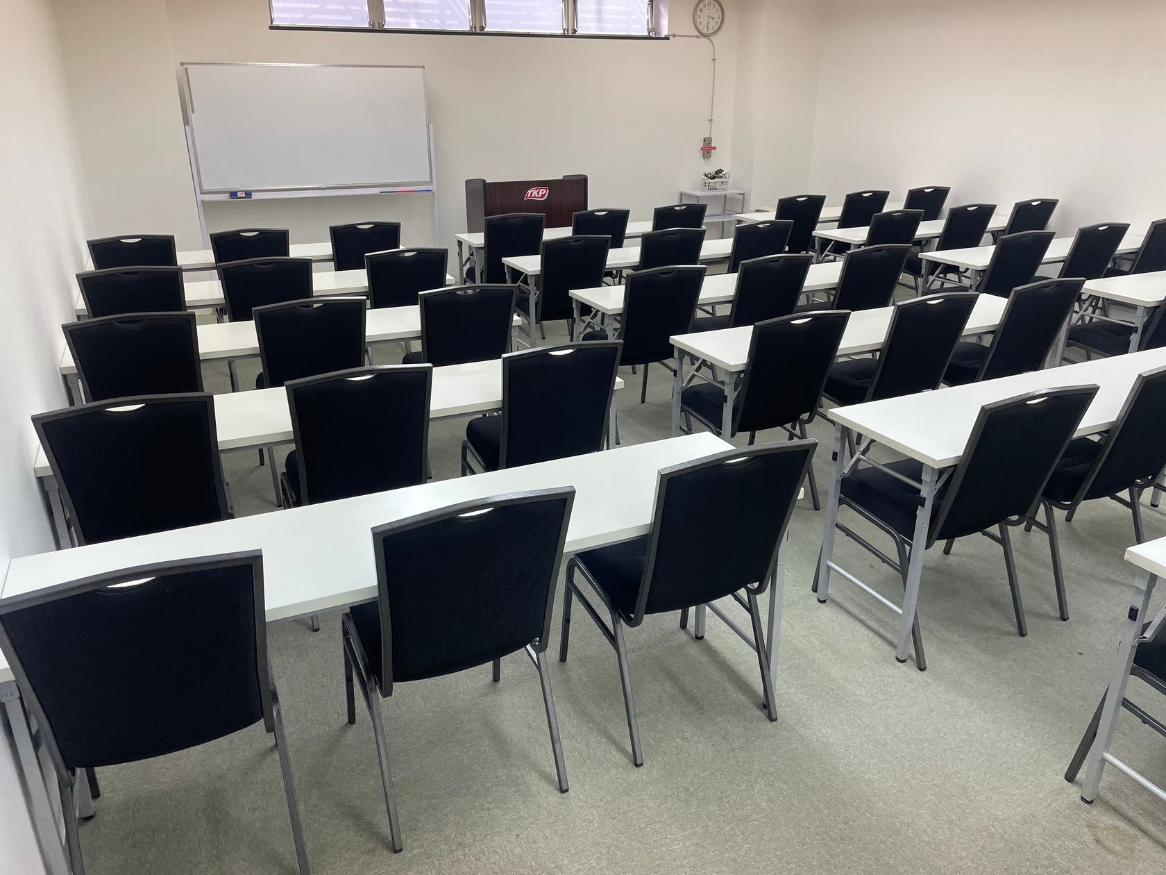 【TKP神田ビジネスセンター】カンファレンスルーム603の写真1