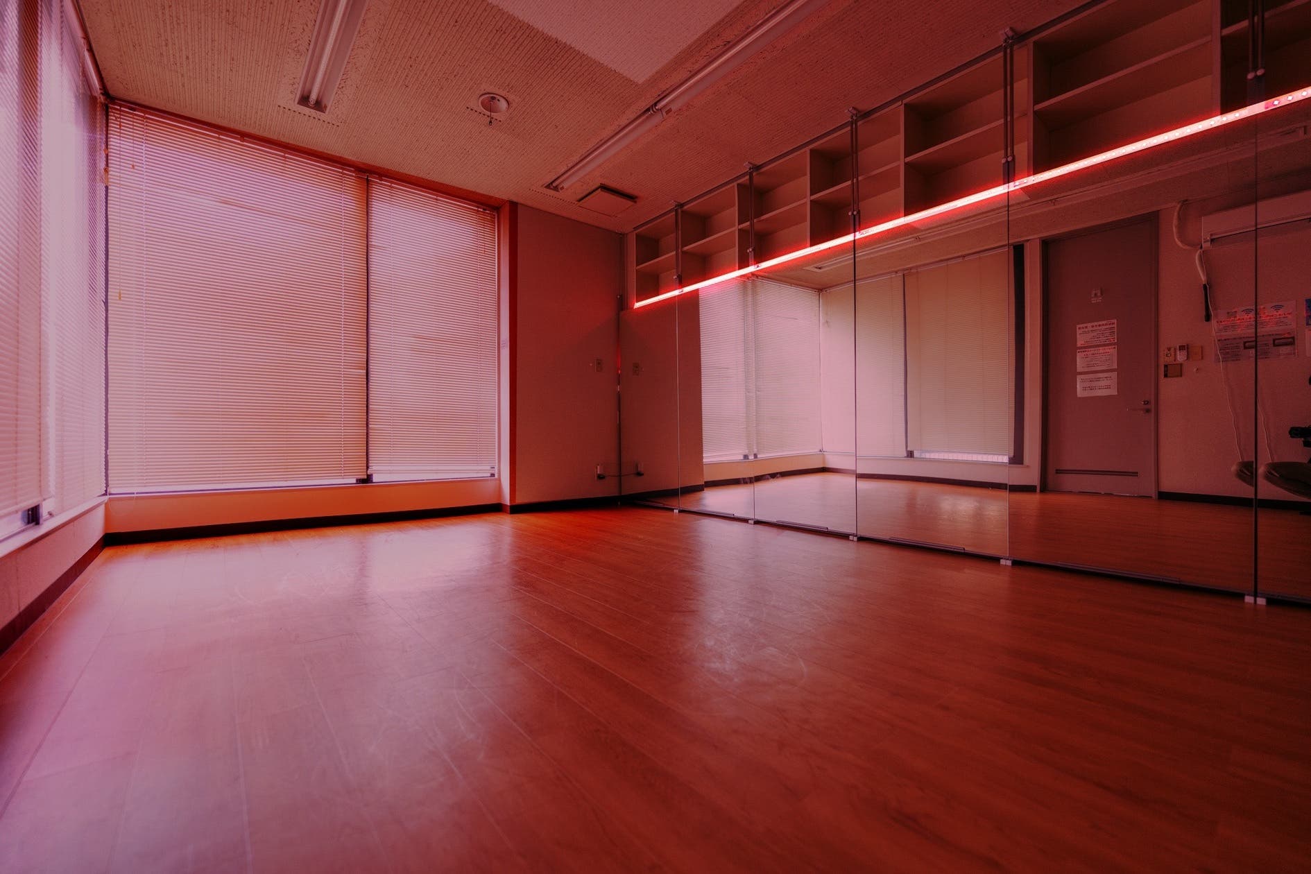 ⭐️少人数にオススメ/久留米市最安値級の価格です⭐️♦︎西鉄久留米駅徒歩1分♦︎ダンスができるレンタルスタジオ【24時間営業】の写真11