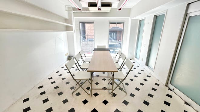 カフェスペースで仕事をしてみませんか? 自分のペースでコーヒーを飲みながら日々の仕事も捗ること間違いなし!の写真11