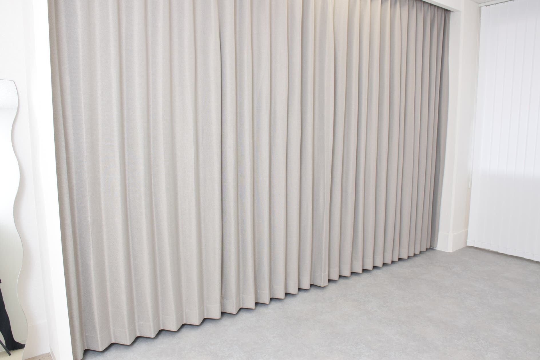 神戸長田駅から徒歩10分以内にあるシンプルな撮影スタジオの写真2