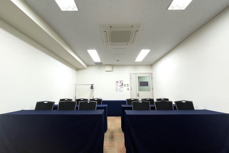 【TKP札幌ビジネスセンター赤れんが前】ミーティングルーム5Eの写真1