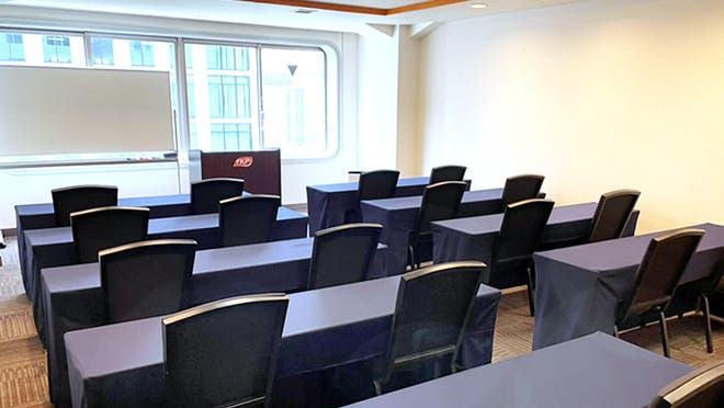 【TKP大阪御堂筋カンファレンスセンター】ミーティングルーム6Jの写真1