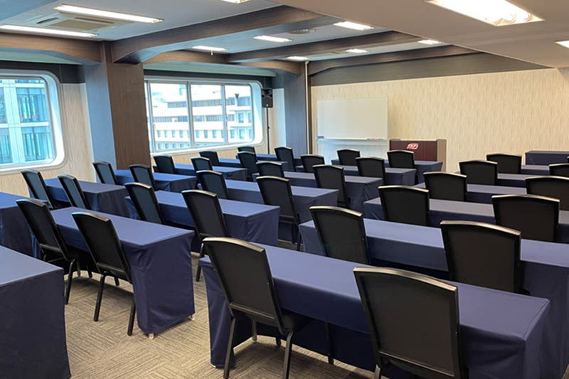 【TKP大阪御堂筋カンファレンスセンター】カンファレンスルーム8Eの写真1