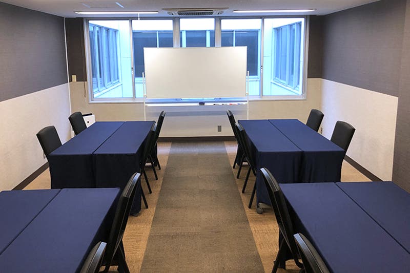 【TKP大阪御堂筋カンファレンスセンター】ミーティングルーム8Jの写真1