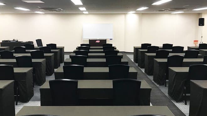 【TKP大阪淀屋橋カンファレンスセンター】ホールDの写真1