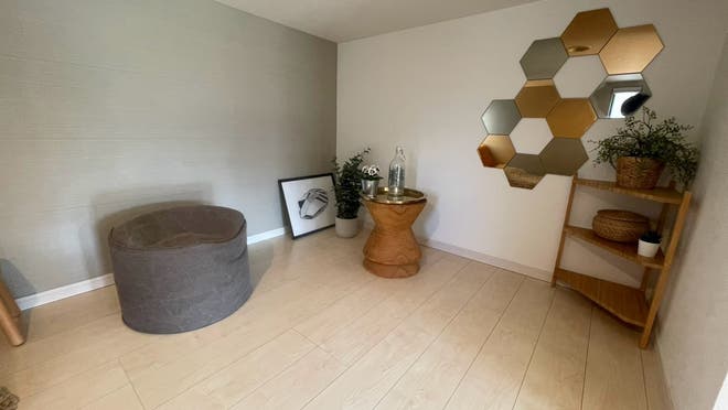 【東松戸駅 徒歩3分】Wi-Fi有◎会議・打ち合わせ🖊面接・面談🍃勉強会・コワーキング・作業✨商品撮影📸インタビュー🚶の写真11