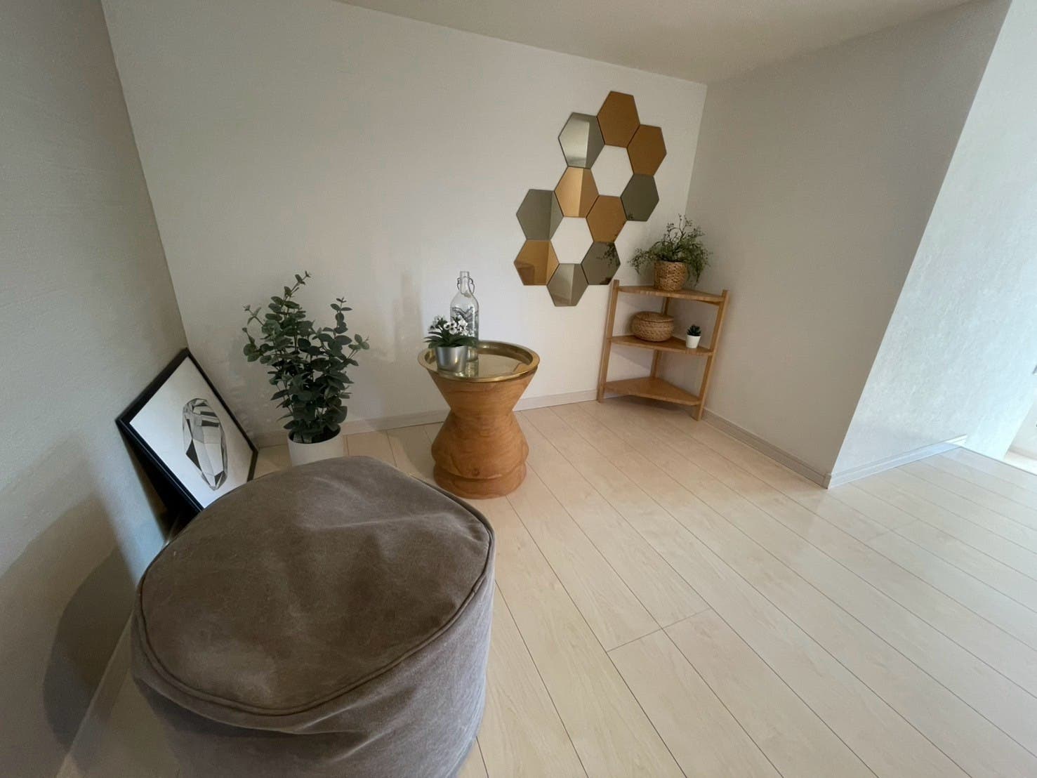 【東松戸駅 徒歩3分】Wi-Fi有◎会議・打ち合わせ🖊面接・面談🍃勉強会・コワーキング・作業✨商品撮影📸インタビュー🚶の写真17