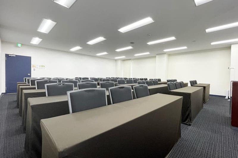 【TKP横浜会議室】カンファレンスルーム7Cの写真1