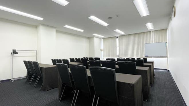 【TKP横浜会議室】ミーティングルーム7Dの写真1