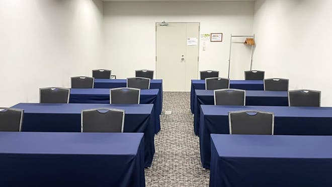 【TKP小倉駅前カンファレンスセンター】第5会議室の写真1