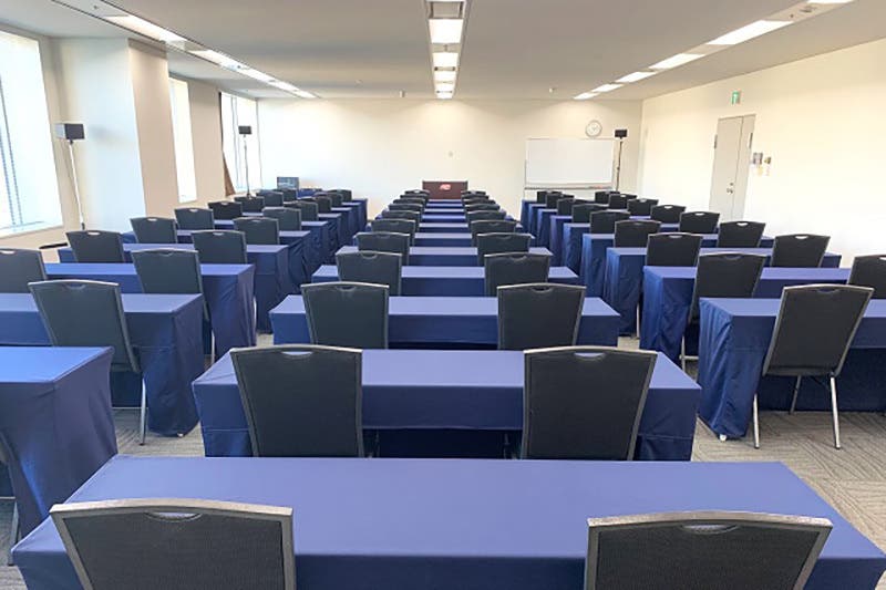 【TKP小倉駅前カンファレンスセンター】第8会議室の写真1