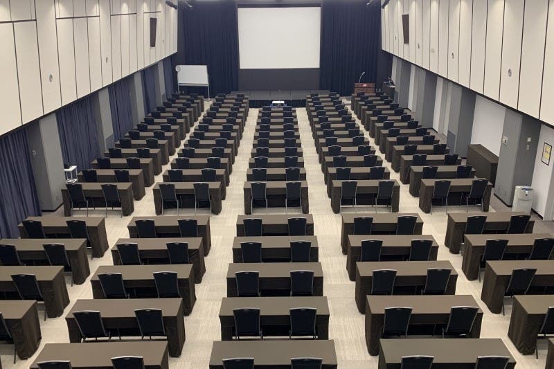 【TKP市ヶ谷カンファレンスセンター】大ホールの写真1