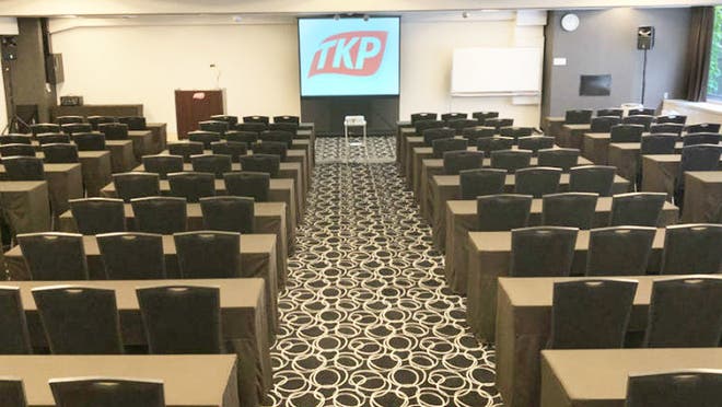 【TKP市ヶ谷カンファレンスセンター】ホール3Aの写真1