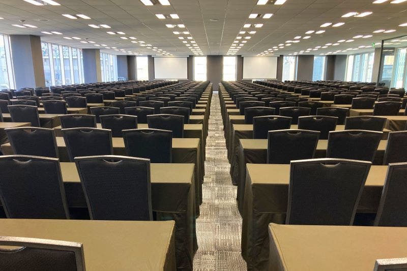 【TKP新大阪カンファレンスセンター】ホール5Aの写真1