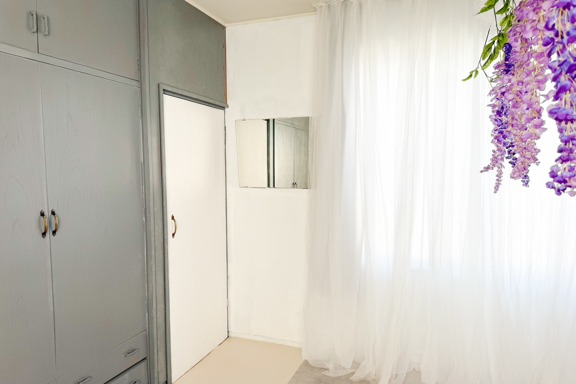 【Broom】駅から徒歩5分！天井に藤がいっぱいのお部屋｜ポートレート｜コスプレ｜推し活｜お茶会の写真8