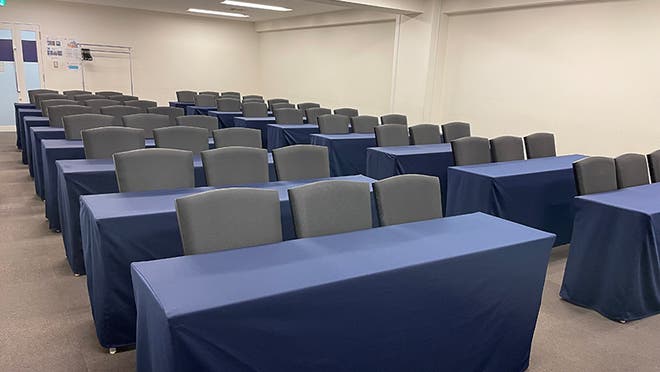 【TKP新大阪ビジネスセンター】カンファレンスルーム3Bの写真1