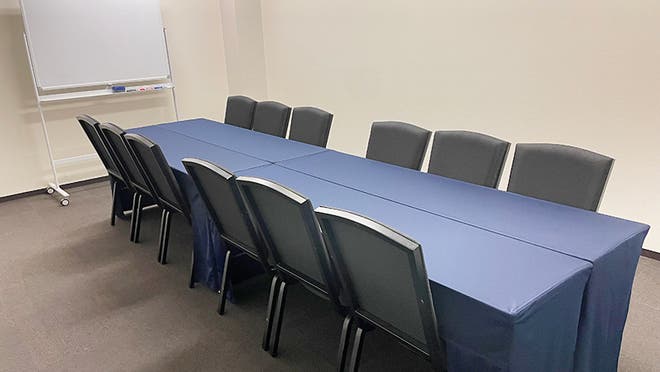 【TKP新大阪ビジネスセンター】ミーティングルーム3Eの写真1